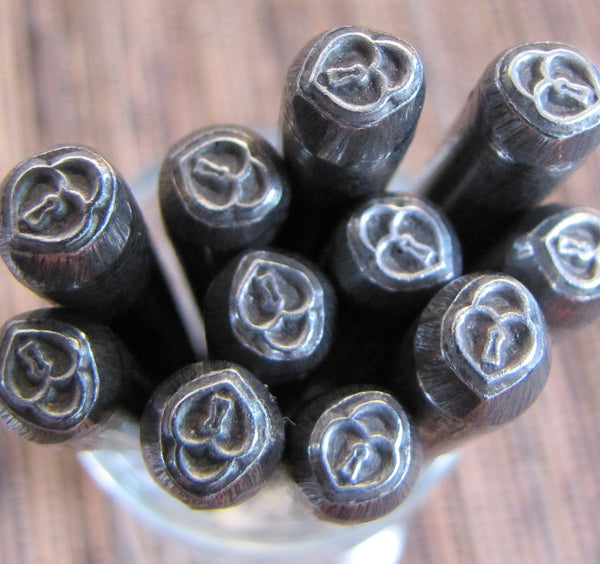 Heart pad Lock, steel design stamp, 5.5 x 5 mm size, for your jewelry ...